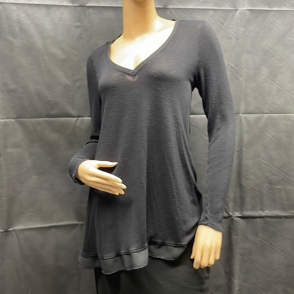 a.n.a | Tops | Ana A New Approach Womens Vneck Black Long Sleeve Top ...